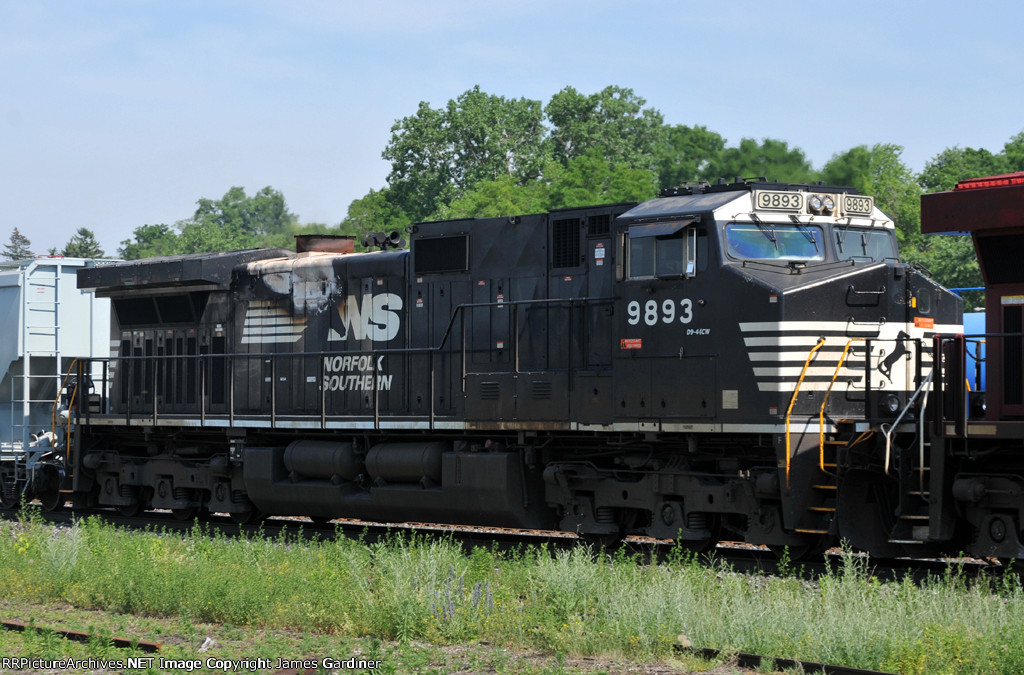 NS 9893